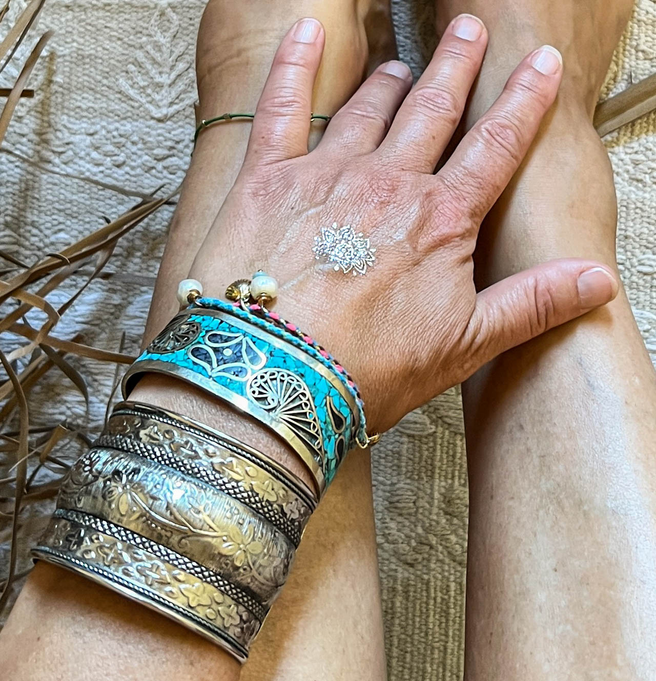TEMPORARY METALLIC FLASH TATTOO - Zeitgeist Living